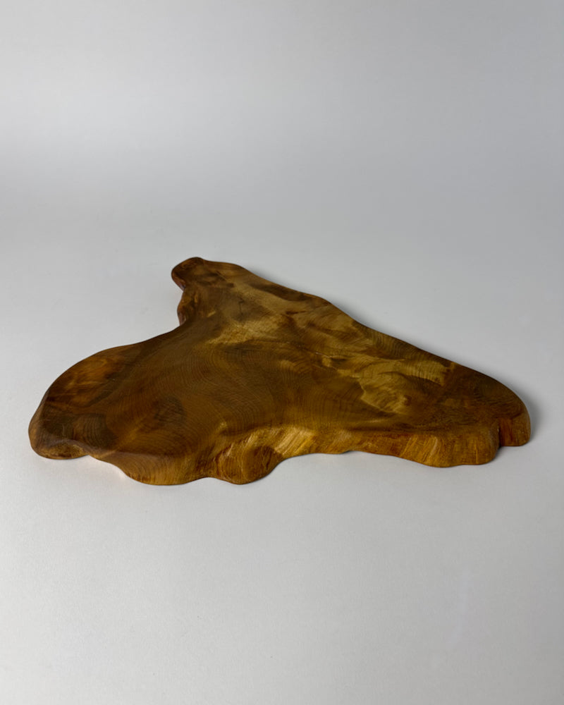 Swamp Kauri Bread Board – The Fantail House