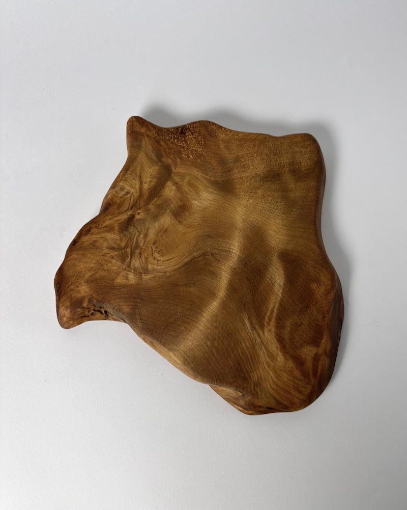 Kauri Bread Board – The Fantail House